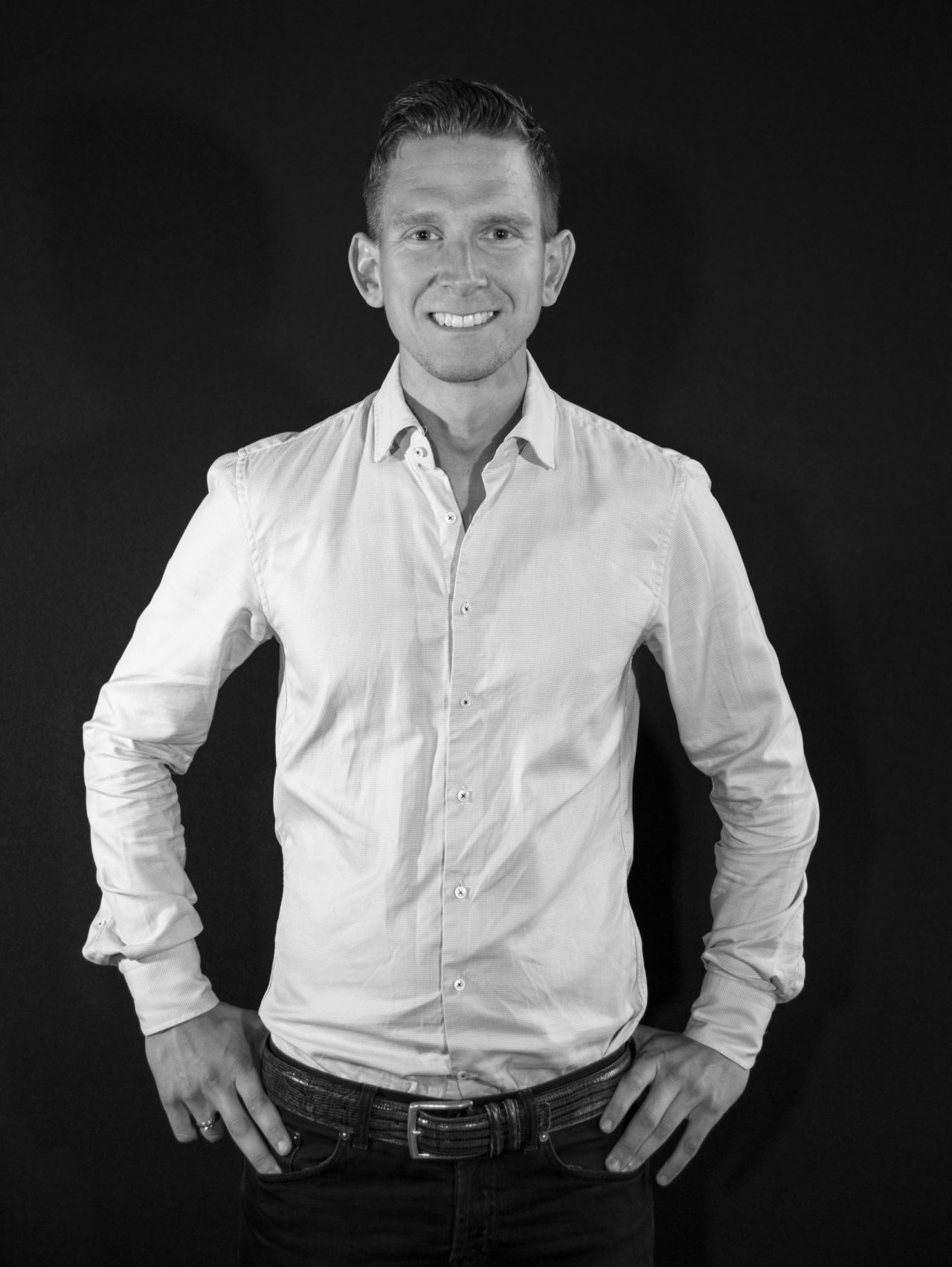 Kontakt - Få hjälp med rätt lösning av stålbyggnad | EAB