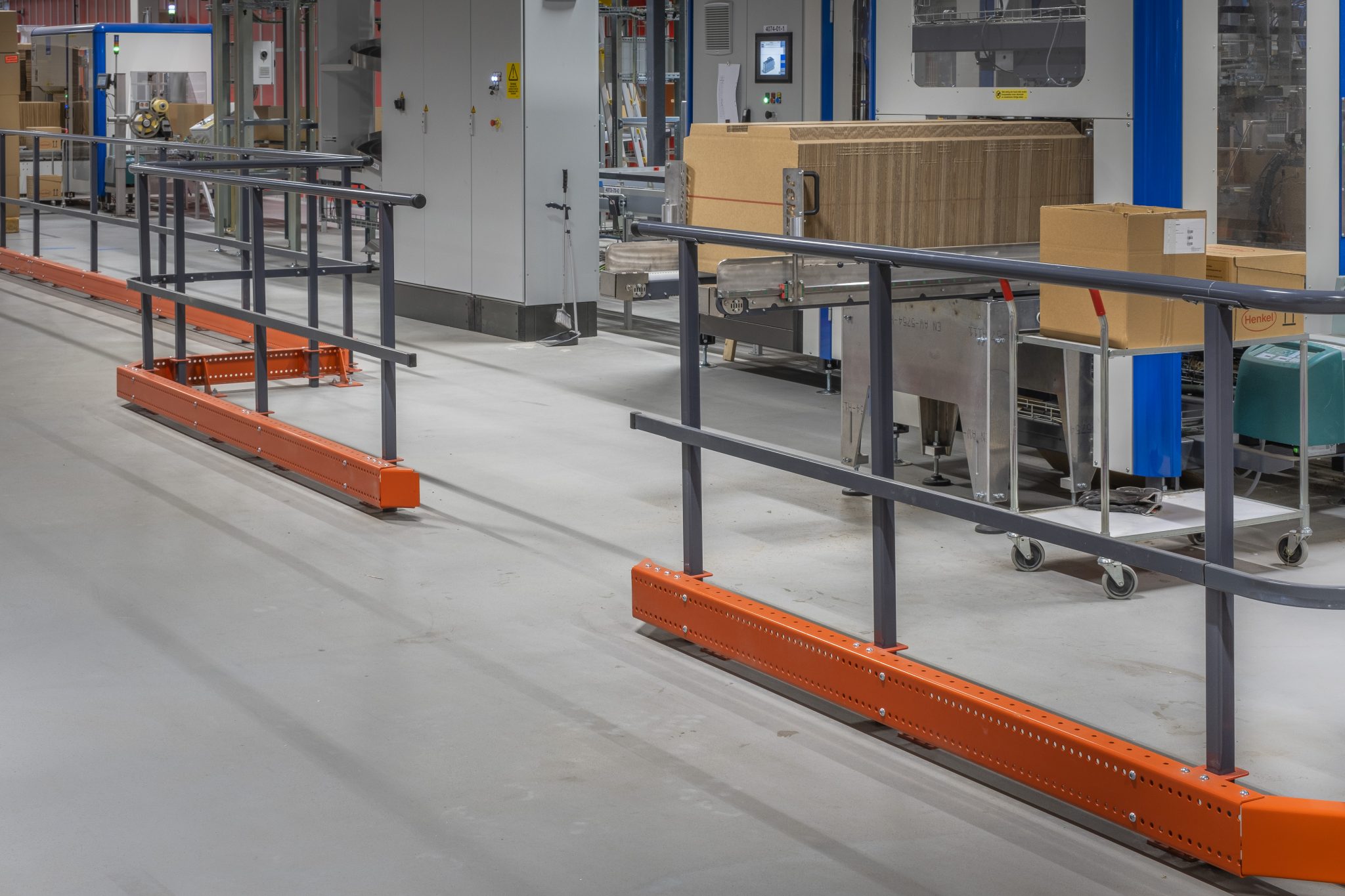 Säkerhet på lagret - regler för pallställ | EAB